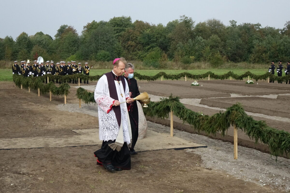 Macikų lagerių aukų pagerbimas priminė karo žiaurumus ir laisvės ...