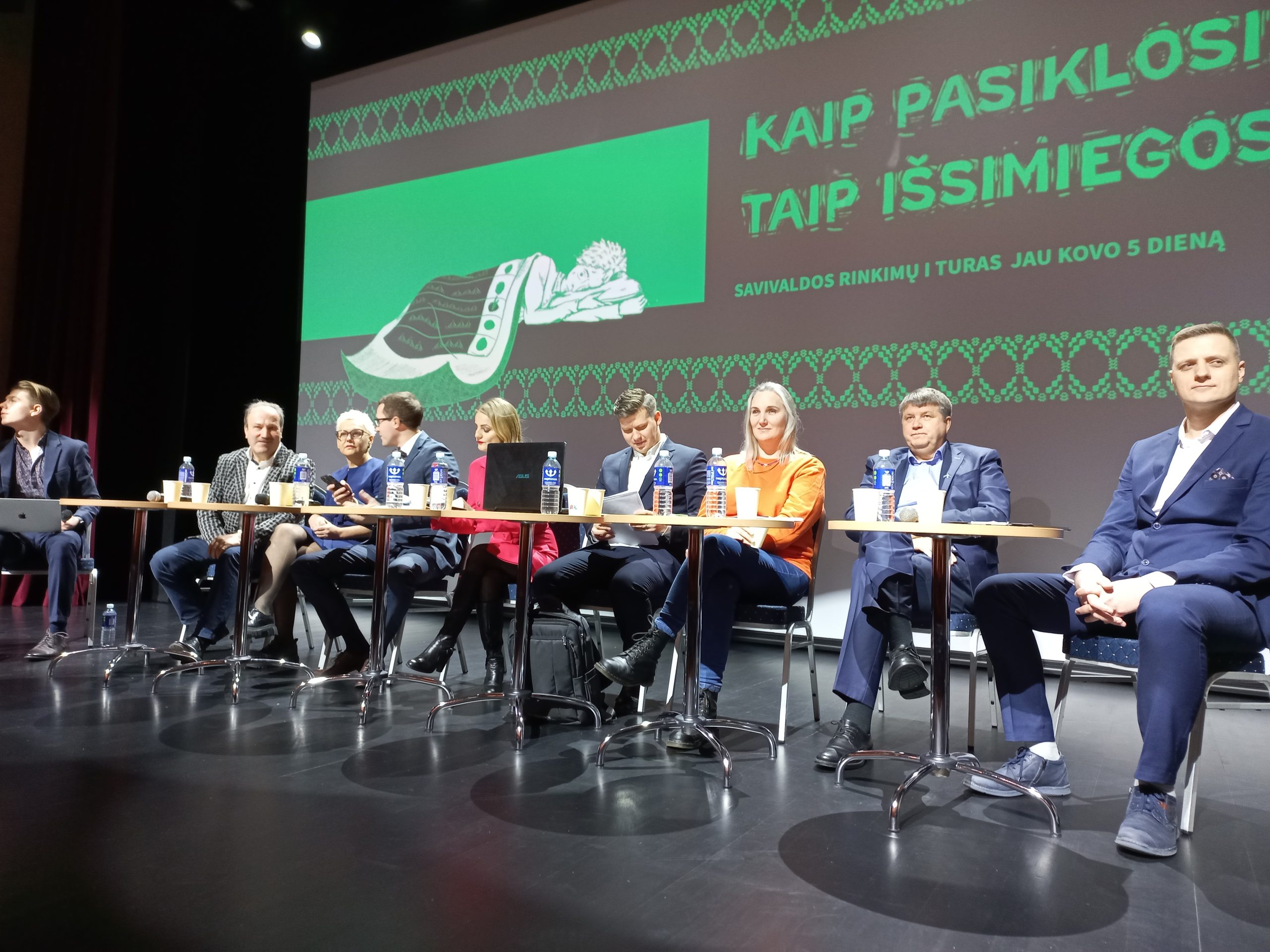 Kandidatų į merus debatai Šilutėje: pažadėjo „blic“ Šilutę ir parodė ...